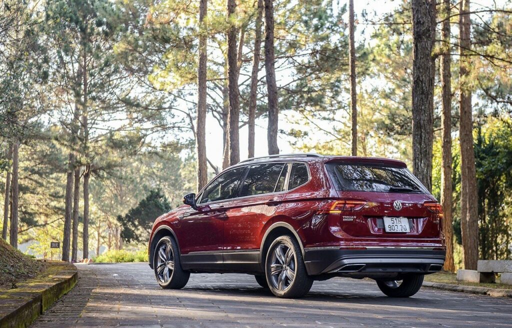 VOLKSWAGEN TIGUAN LUXURY S 2022 MÀU ĐỎ RUBY - Volkswagen Sài Gòn